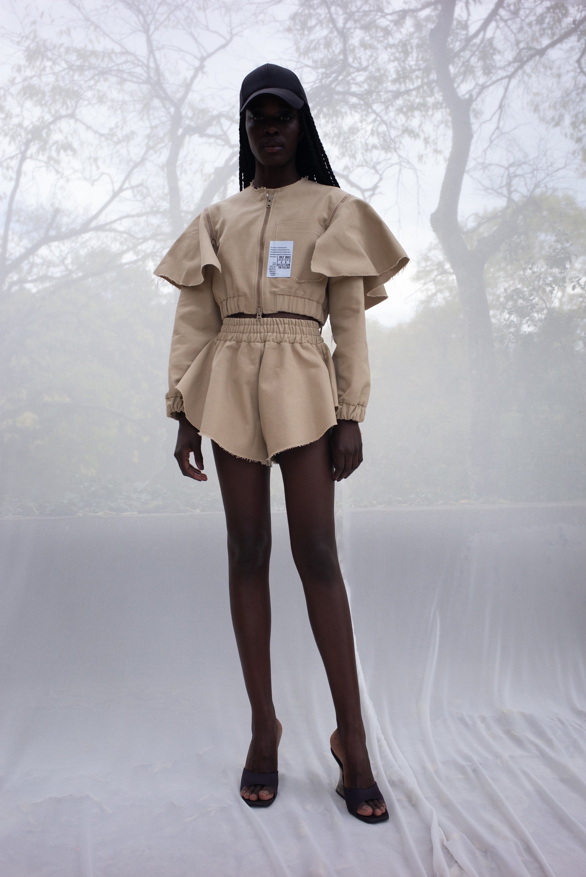 CROPPED DENIM JACKET - Conscious fashion for a complete you - Cassum ...